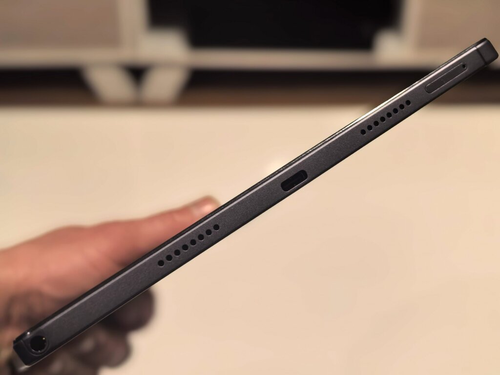 TEST ZTE Pad 5G X1102N. Czy warto kupić tani tablet z 5G?